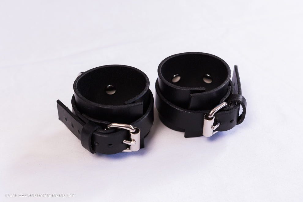 Heavy Duty Leather Bondage Hand Cuffs – Restricted Senses