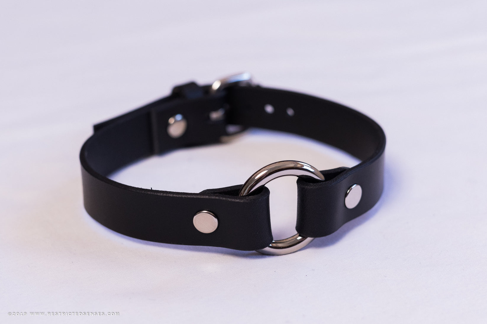 Leather Bondage Mini Collar with O-Ring - Restricted Senses